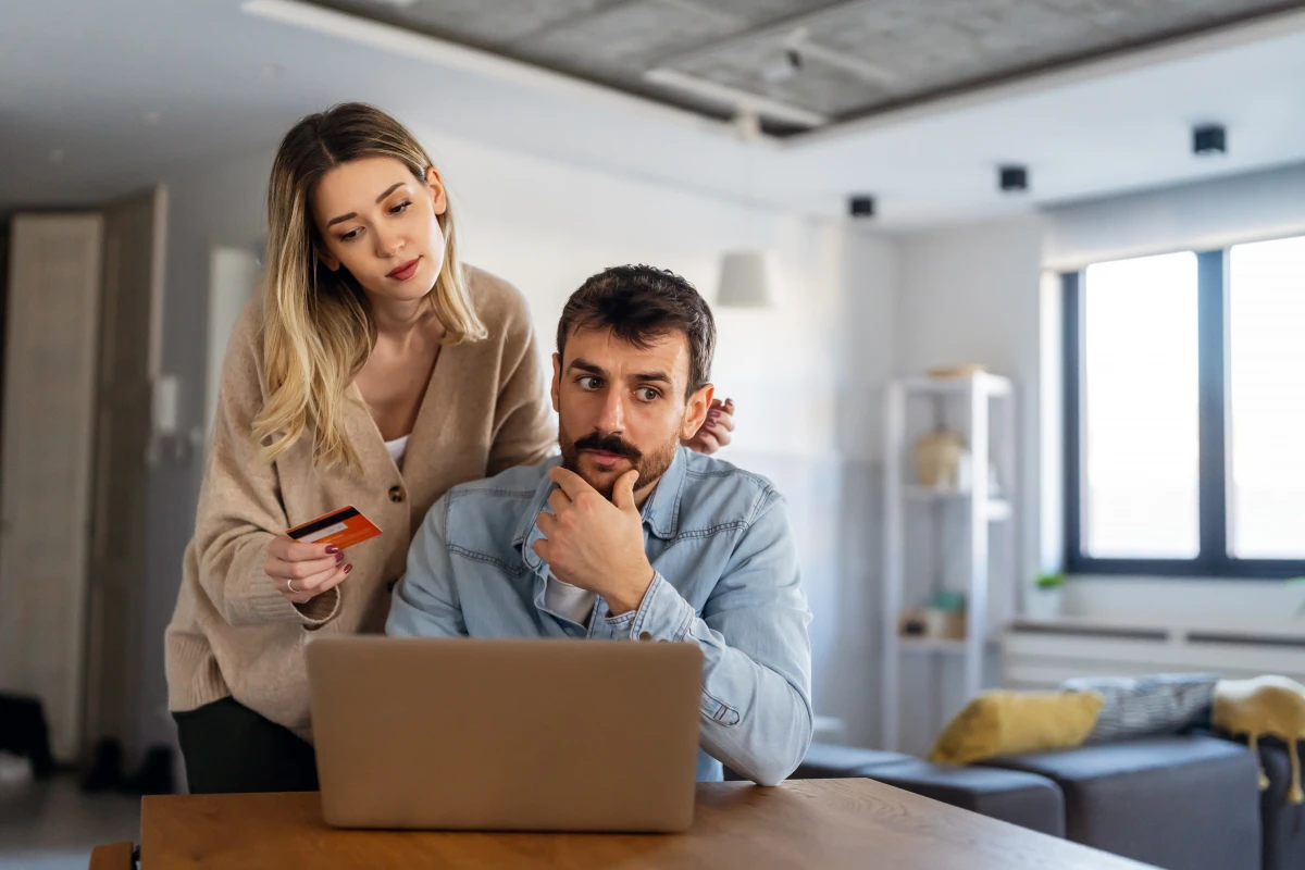 Saisie sur compte bancaire : comprendre et réagir face à cette ...